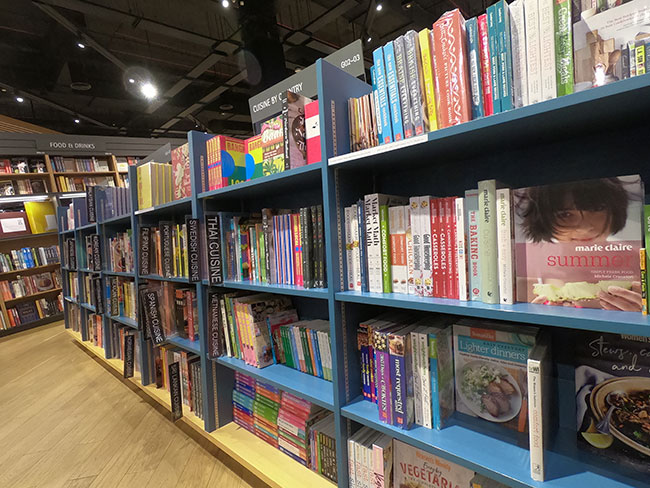 The Keys to Creating Captivating Retail Book Display Stands